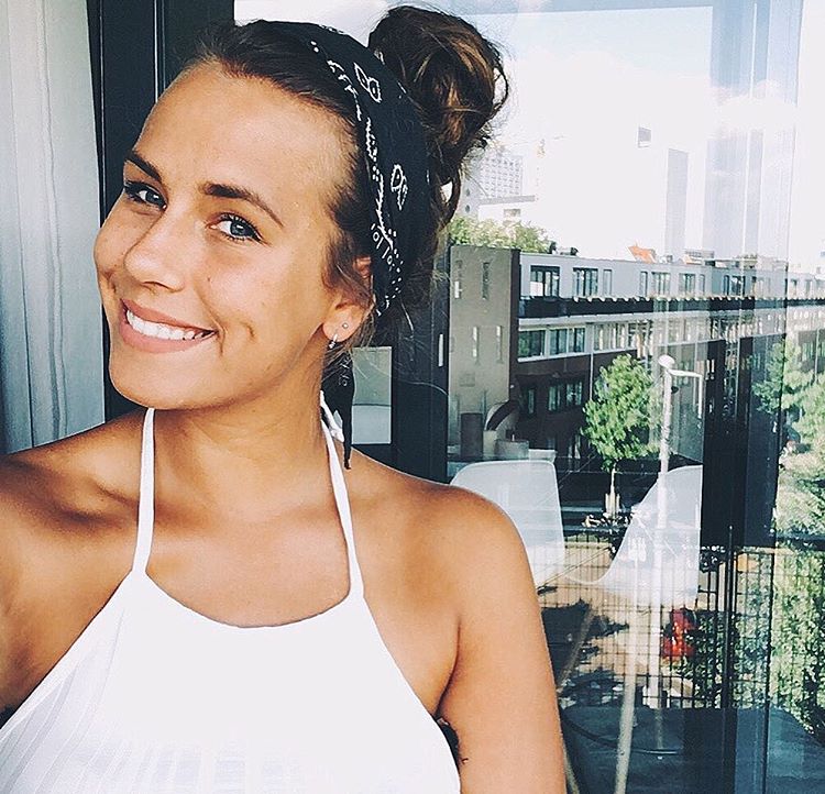 186 - Chloe¦ü - Instagram2 - FHM500