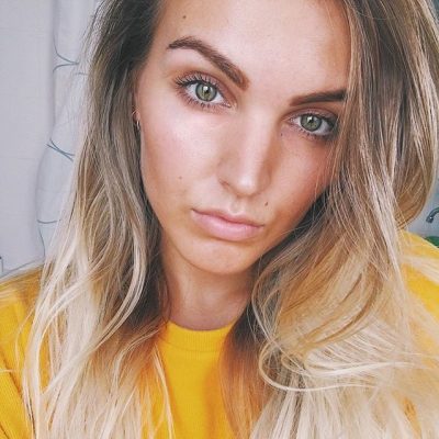 Angela van der Riet - FHM500